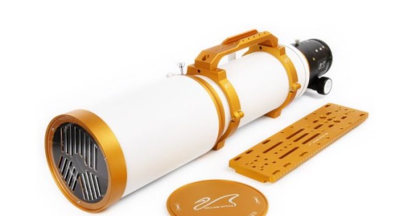 William Optics FLT 120 Fluorostar 120mm f/6.5 Triplet Apo Refractor ...